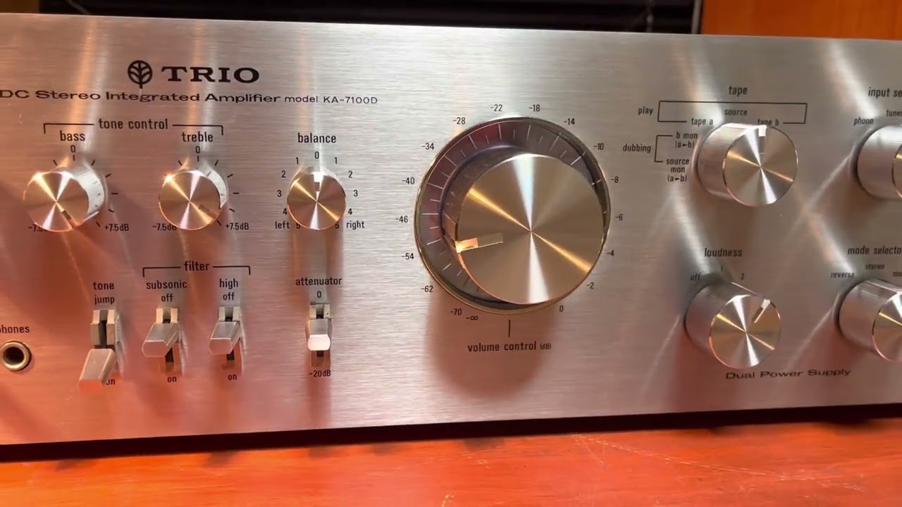 TRIO KENWOOD KA-7100D - YouTube