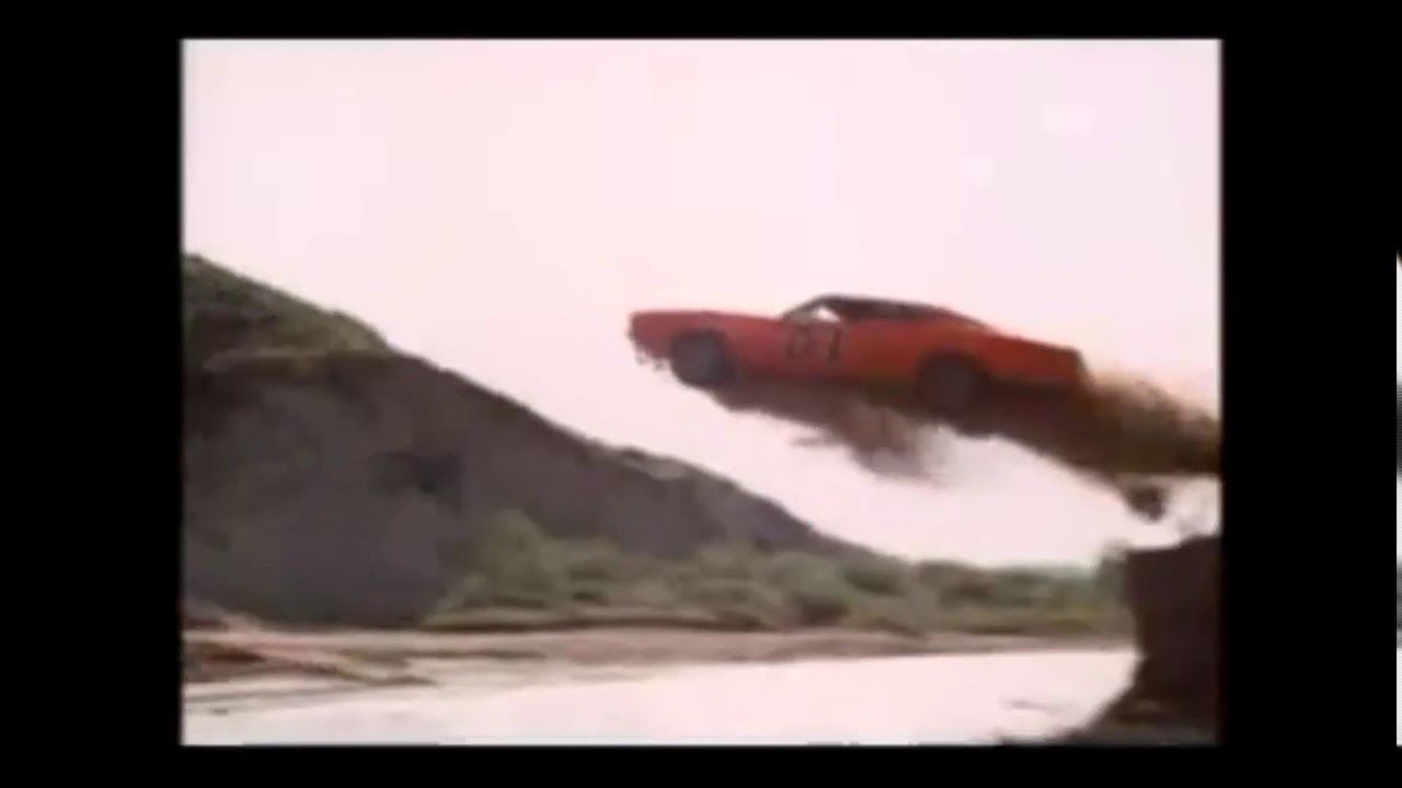 Dukes of Hazzard general lee jump - YouTube