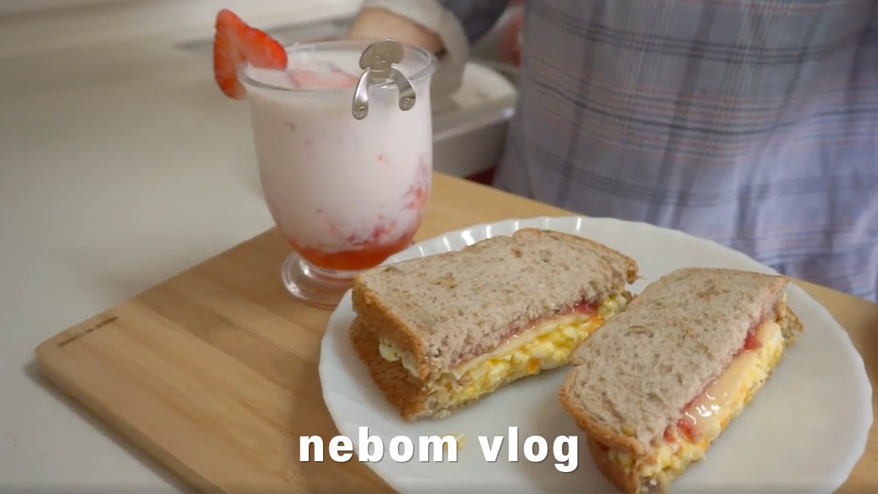 Eng오늘도 잘먹는 집순이 자취 일상 Vlog 🥪🍓엽떡달걀 샌드위치생딸기우유불고기 유부초밥커피샴푸 Youtube