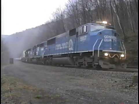 EMD Trio Pulls TV9 up Washington Hill - YouTube