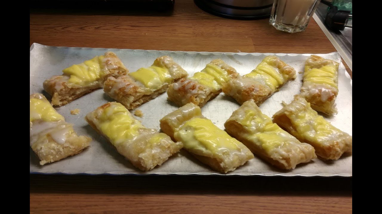 MAKE APPLE PASTRY WITH VANILLA CREAM. Quick and easy to make. - YouTube