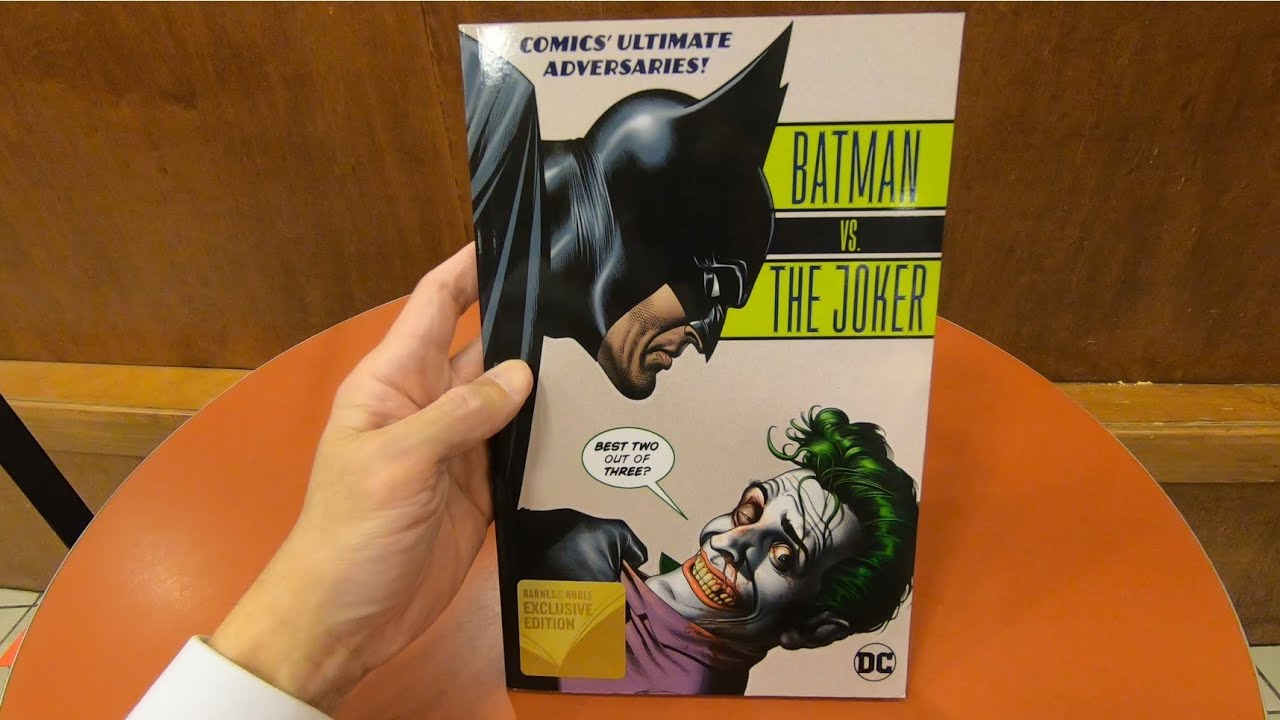 BATMAN VS. THE JOKER BOOK CLOSE UP AND INSIDE LOOK - YouTube