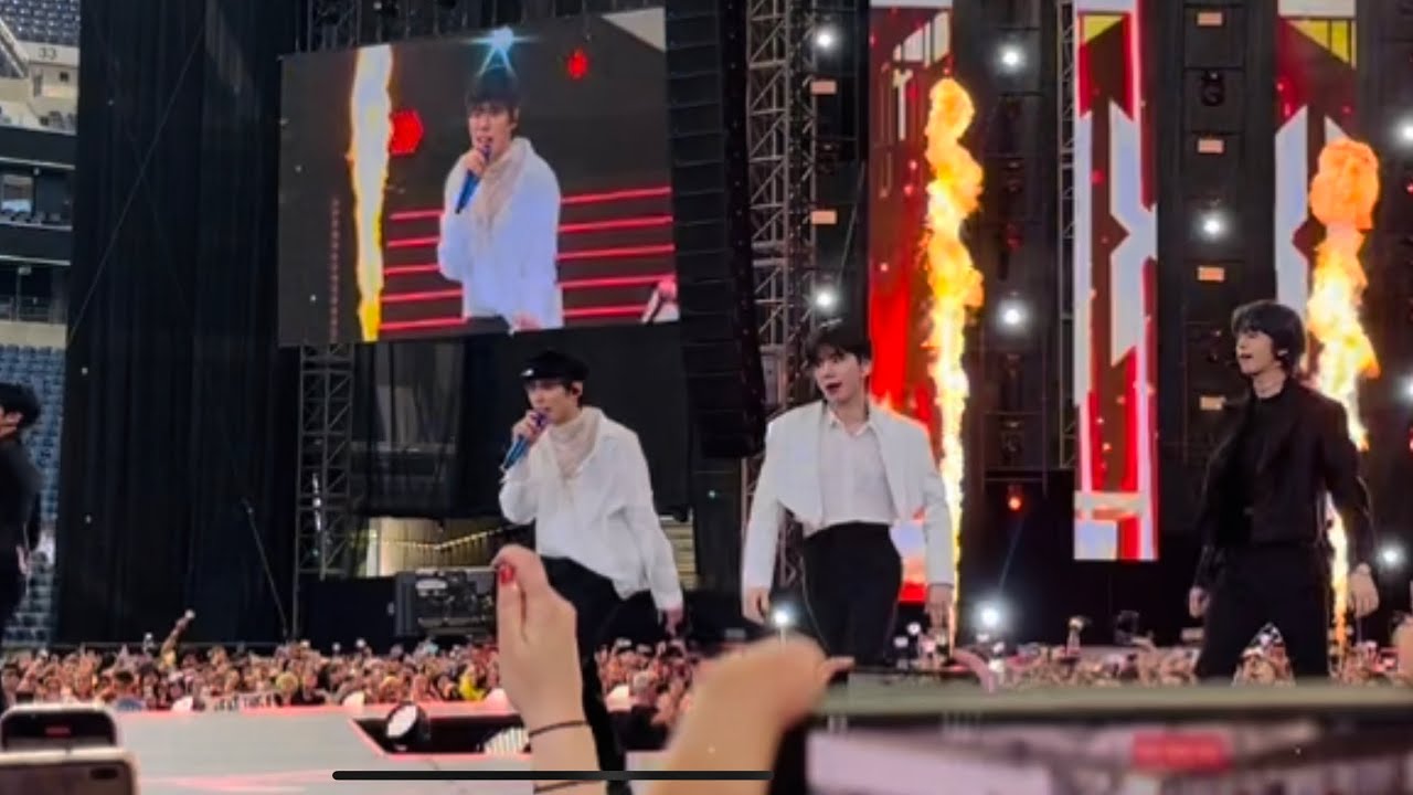 150522 - MONSTA X ‘Gambler’ Performance at Kpop Flex 2022 Germany 독일 🇩🇪 ...