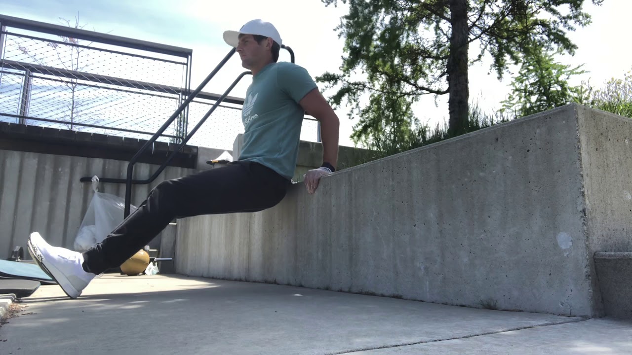 Triceps Dips off ledge - YouTube