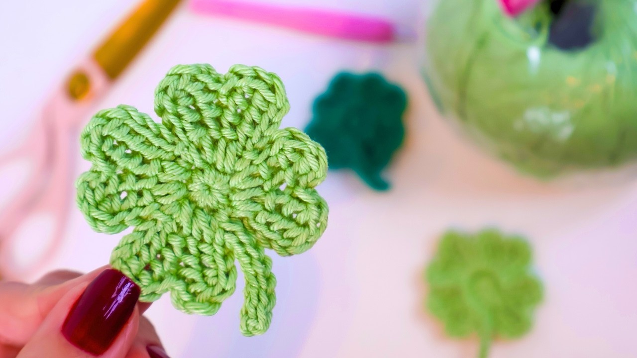 4 Leaf Clover Crochet Pattern