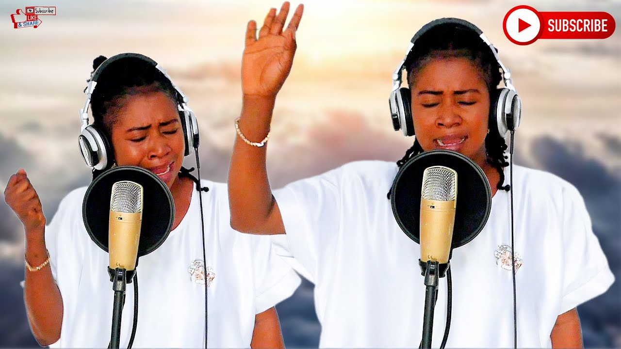 POWERFUL WORSHIP MEDLY BY LASILA AMA AMPONSAH - YouTube