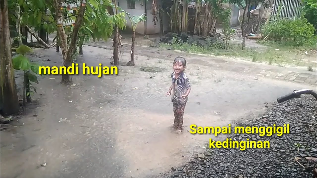 Mandi Di Bawah Hujan_Mandi Di_Mandi Di Luar_Mandi Hujan #jatilawang ...