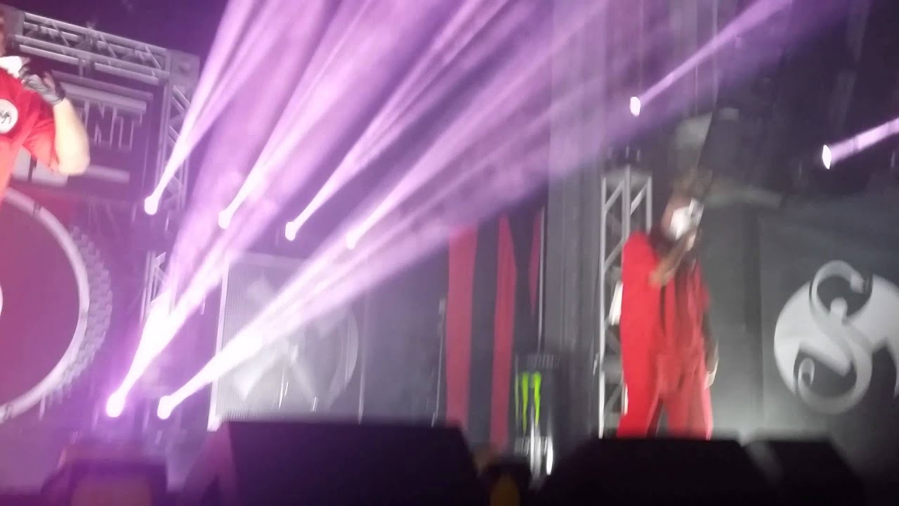 Tech N9ne Titties & Areola (SF 6/2/14) - YouTube