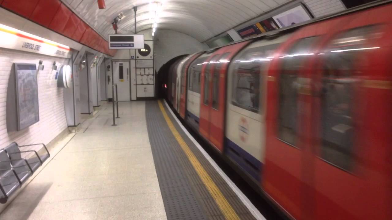 1992 Tube Stock at Liverpool St. - YouTube