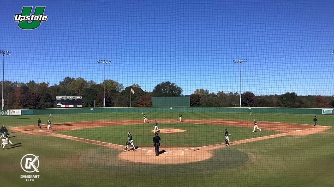 Backhanded pitch play Jacob Curry USC Upstate - YouTube