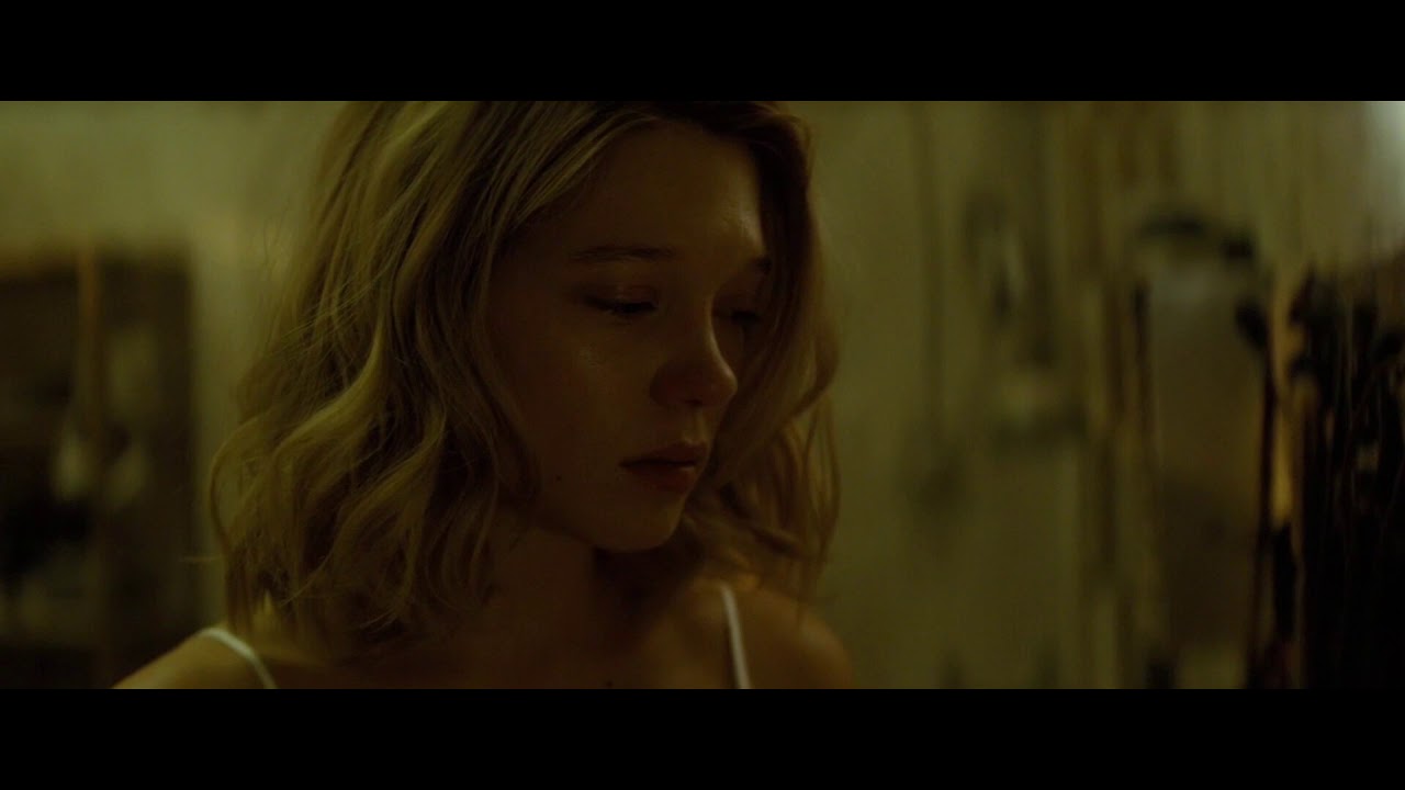 Spectre (2015) Secret Room scene - YouTube