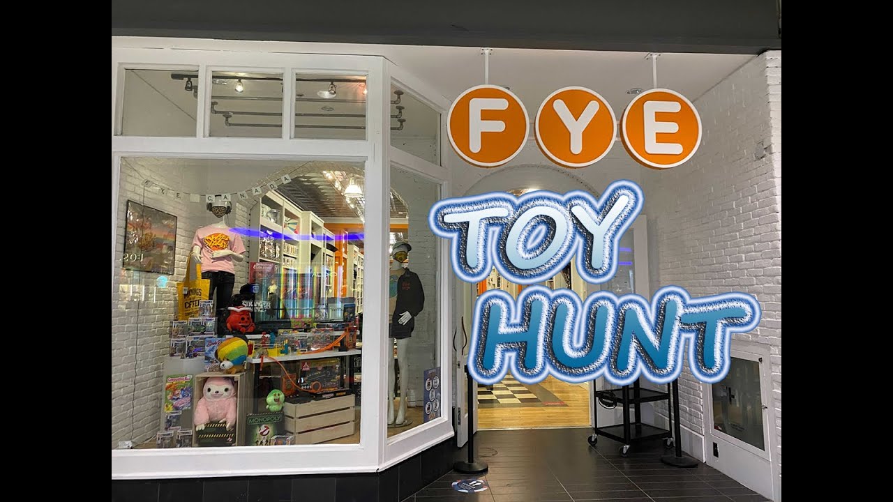 Checking out FYE Toy store in the Eaton Centre - YouTube