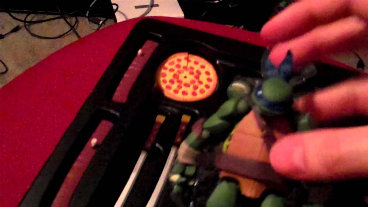 Revoltech TMNT Leonardo Ninja Turtles Figure Review - YouTube