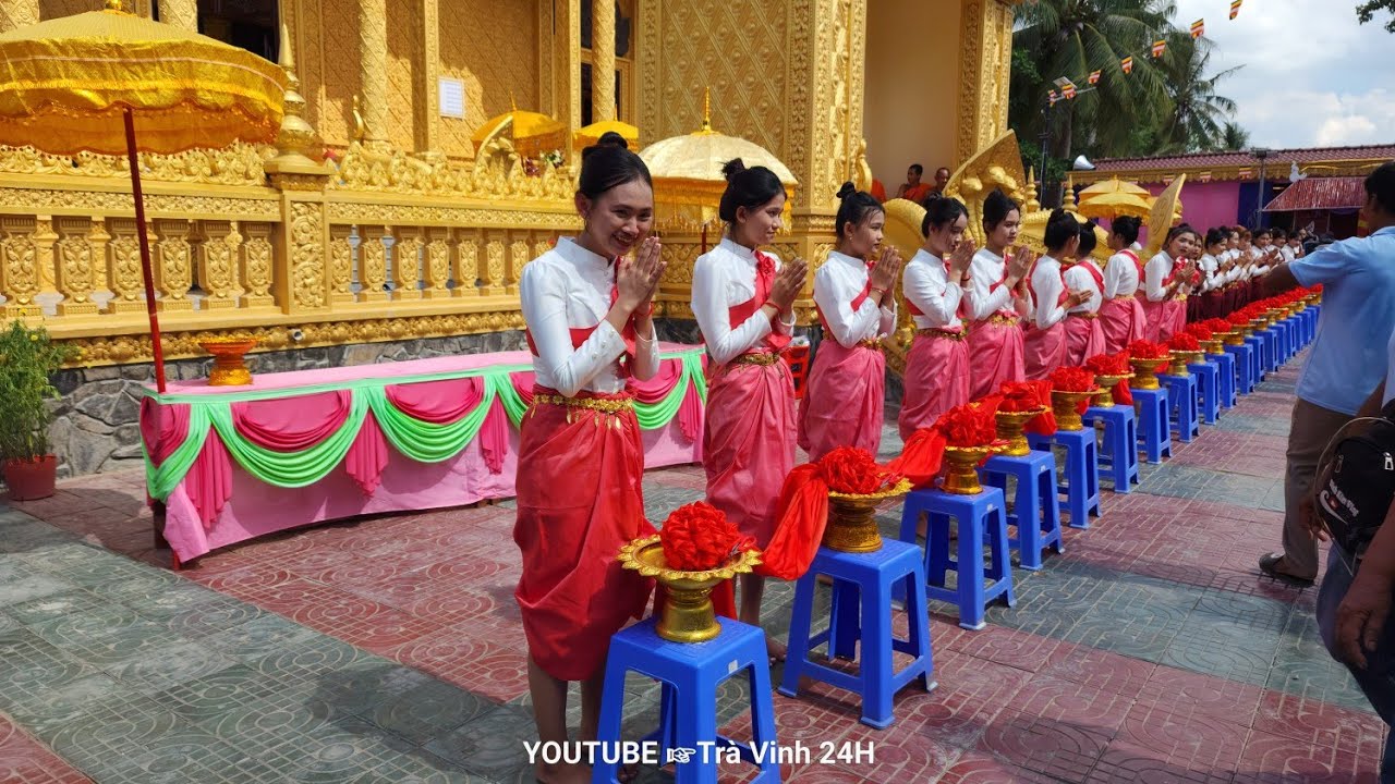 វត្តនៅខ្មែរកម្ពុជាក្រោម ខេត្តព្រះត្រពាំង ២ - YouTube