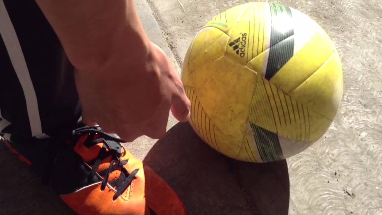 Como patear el balón | diferentes técnicas - YouTube