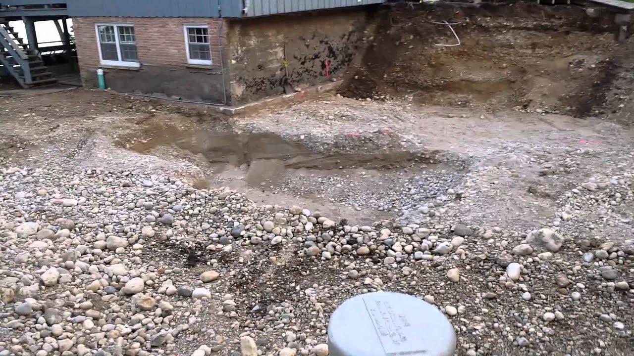 Garage excavation : foundation dug out - YouTube