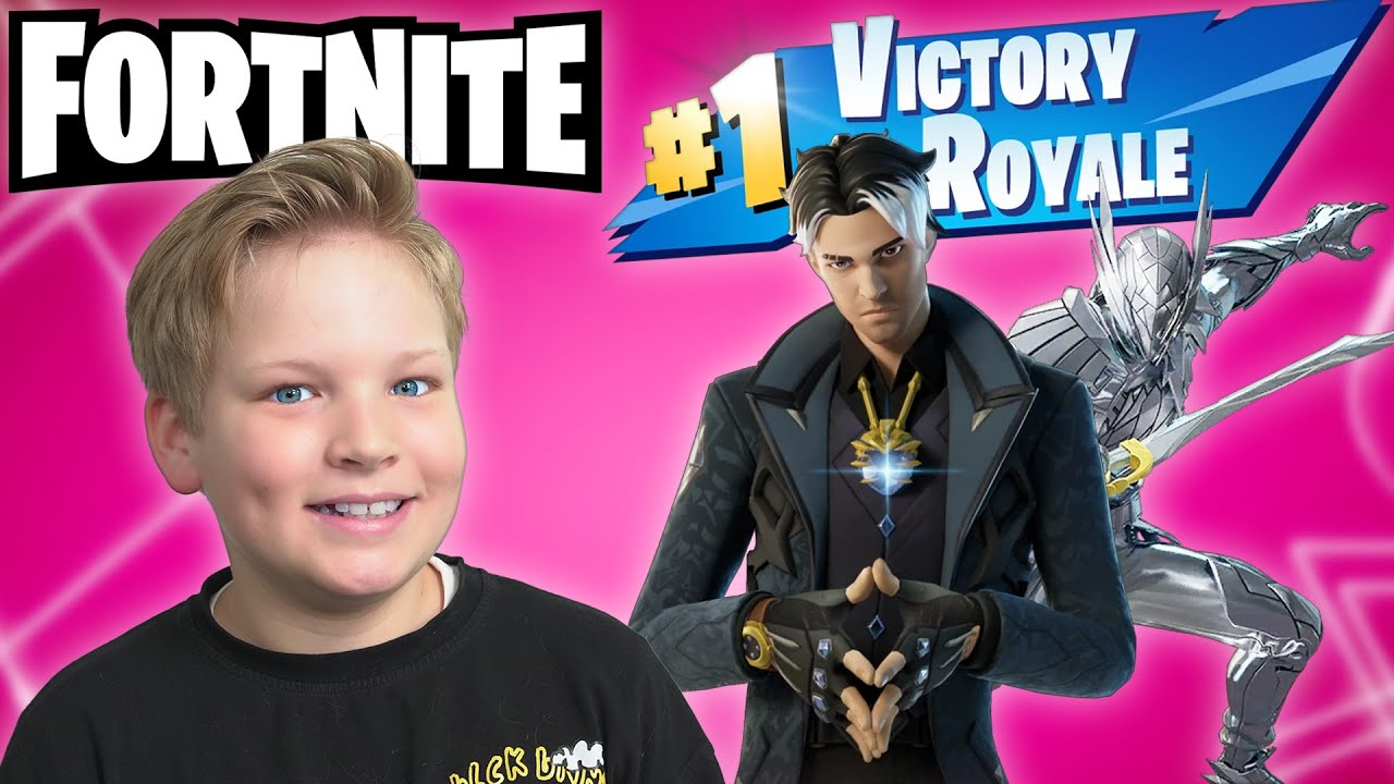 Akim & Dad play Fornite with Montague and Perseus outfits - YouTube