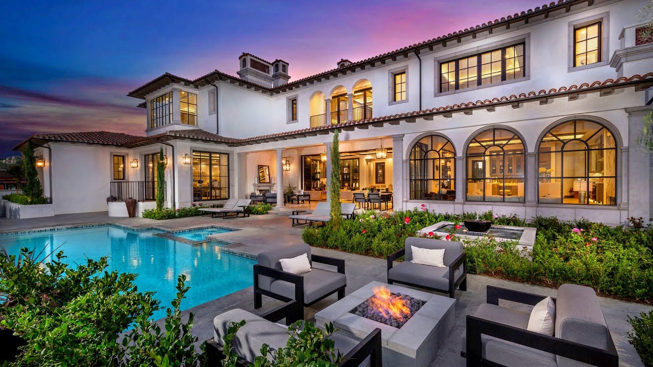 Italian Modern Mansion