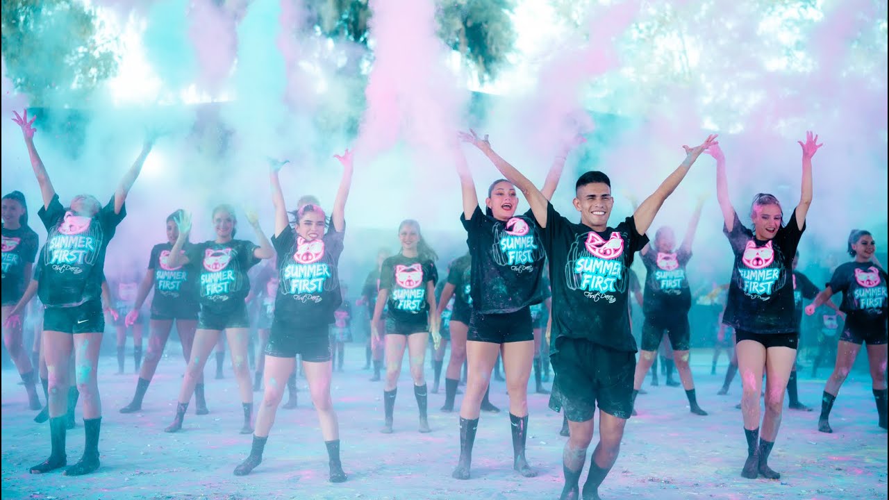 Closing Show (SUMMER COLORS) By First Dance Studio - YouTube