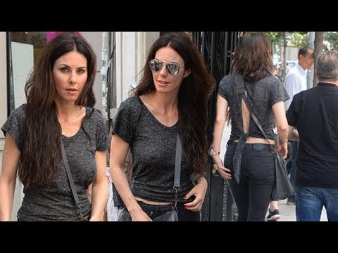 Defne Samyeli dar kotuyla büyüledi! Kalçası inanılmaz.. Frikikler..