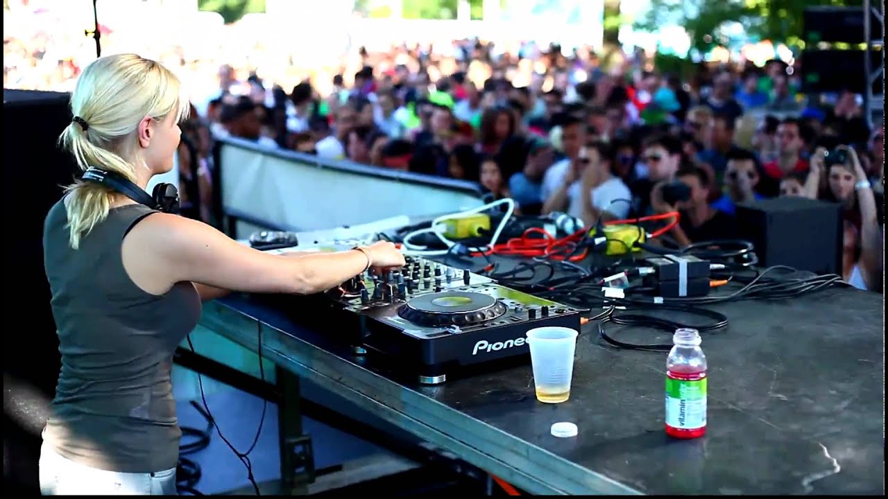 DJ Ida Engberg Live HD - YouTube