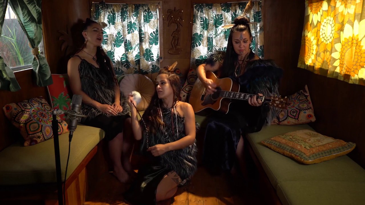 Māmā Mihirangi & the Māreikura - Live Backstage in the Caravan ...