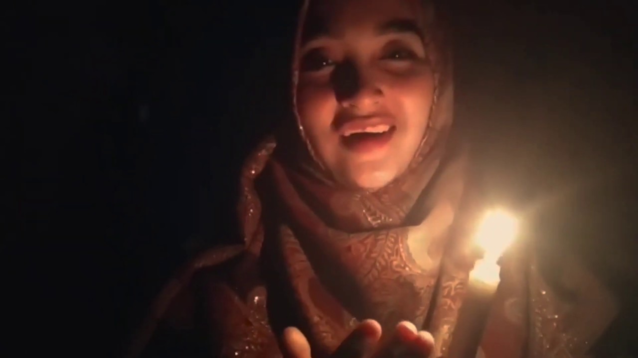 Aisyah Istri RASULULLAH | ini dia Penyanyi aslinya - Muallimah - YouTube