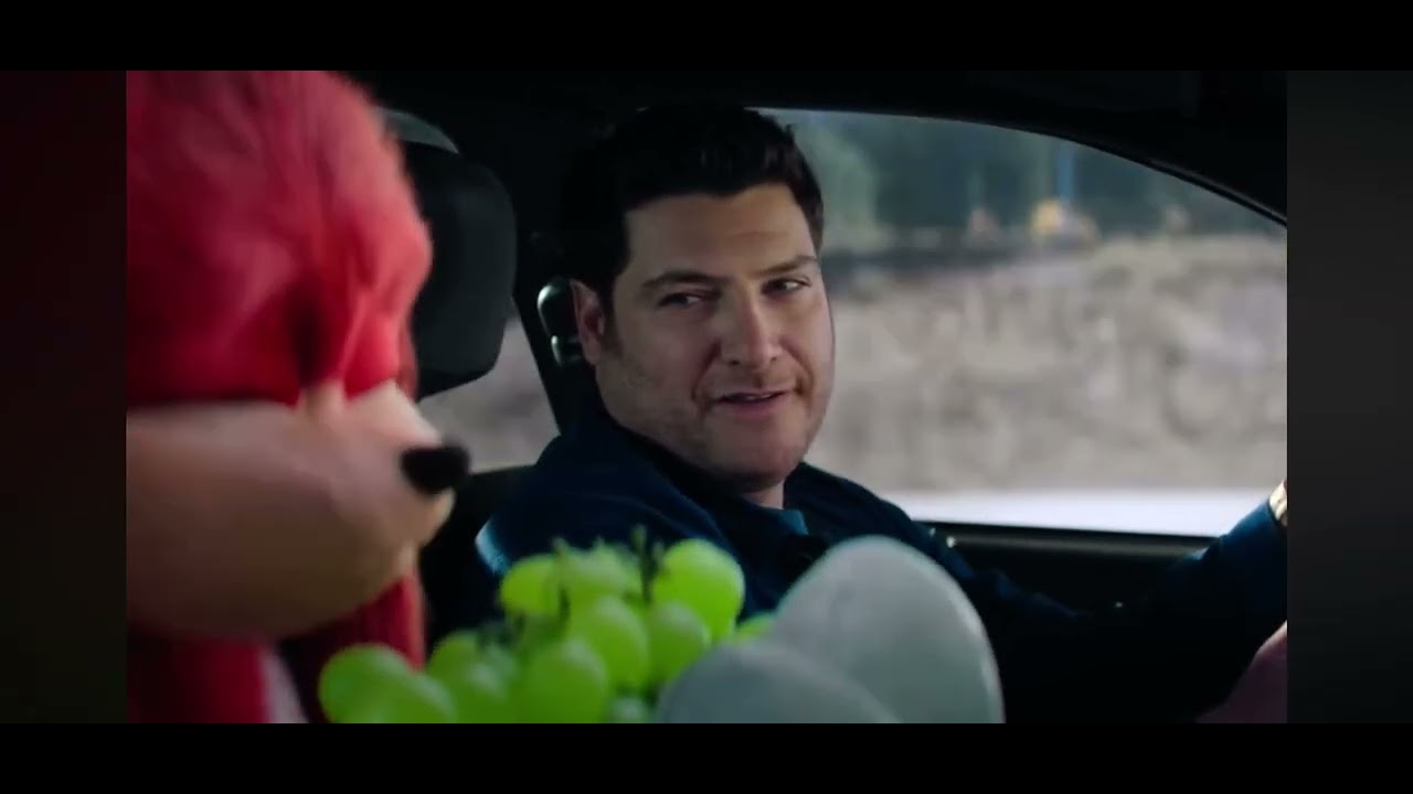 Knuckles eating Grapes 😍😍 - YouTube