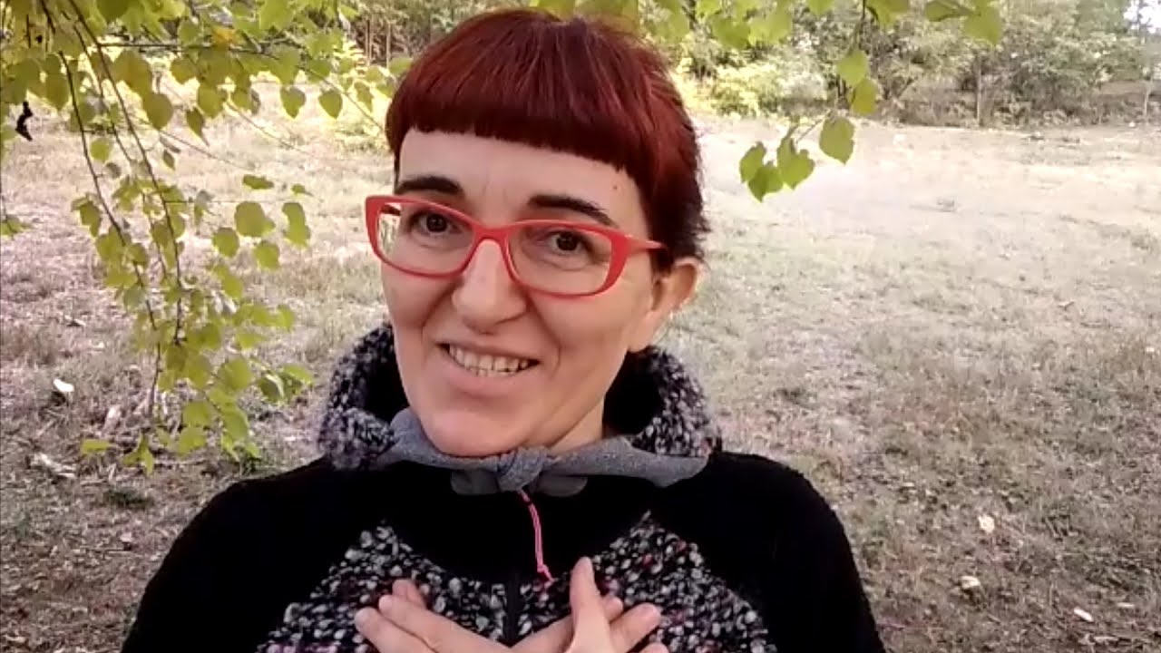 Laura Corrado (Asina Ke Legge) per #Patrucco45 - YouTube