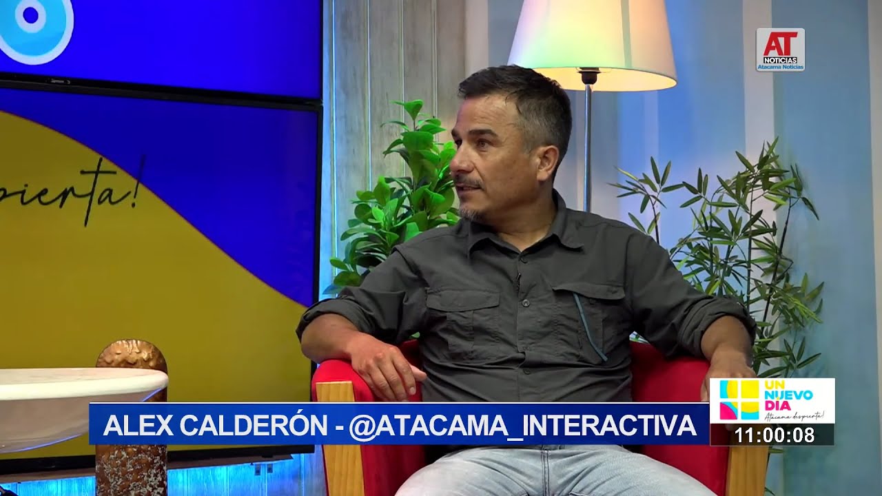 Alex Calderón @atacama_interactiva - YouTube