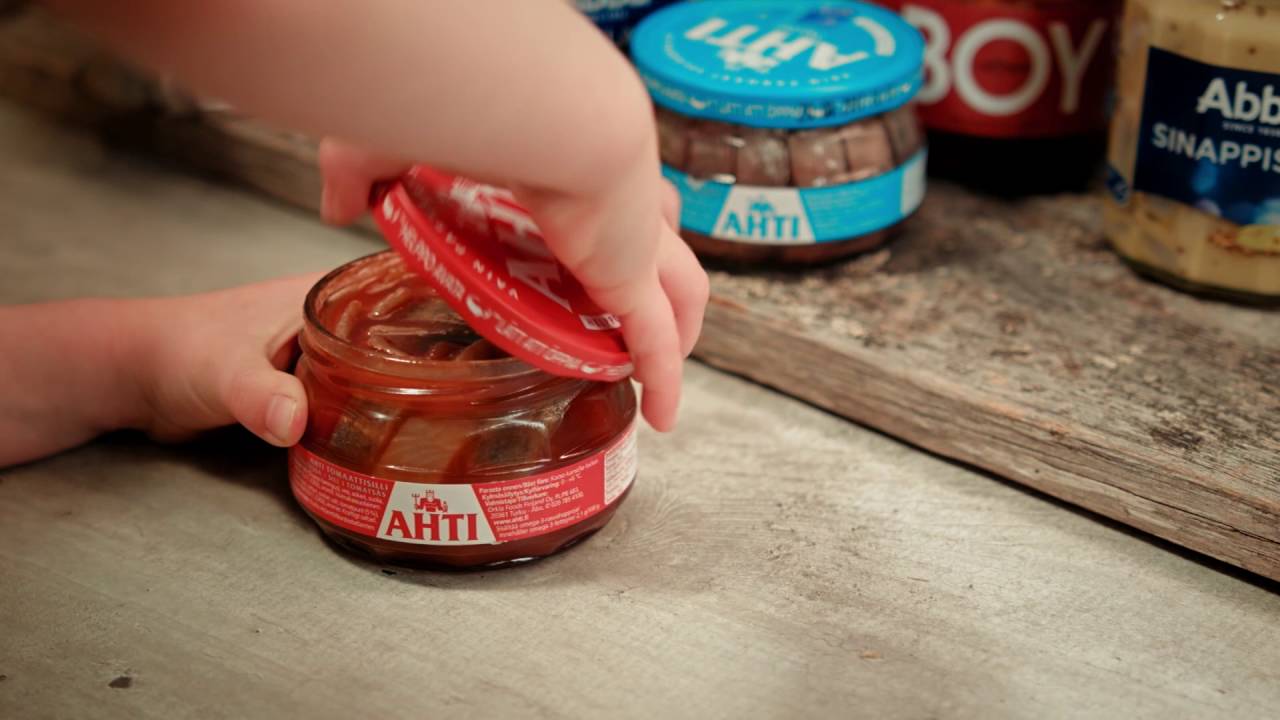 Nyt on sillipurkin vuoro aueta helposti - YouTube