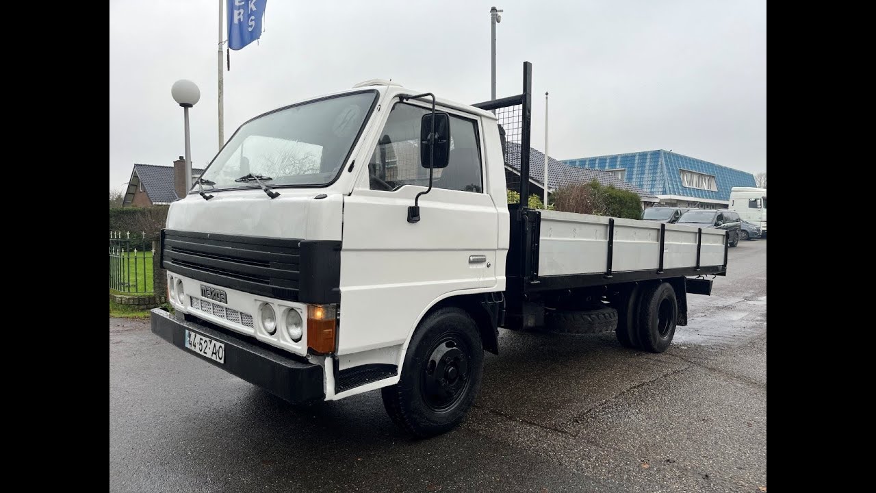 Mazda T3500 4x2 platform 1992 STEEL SUSPENSION - YouTube