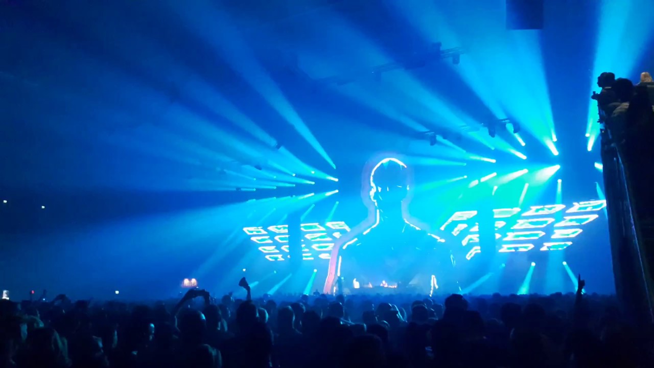 Return of Headhunterz 2017 - YouTube