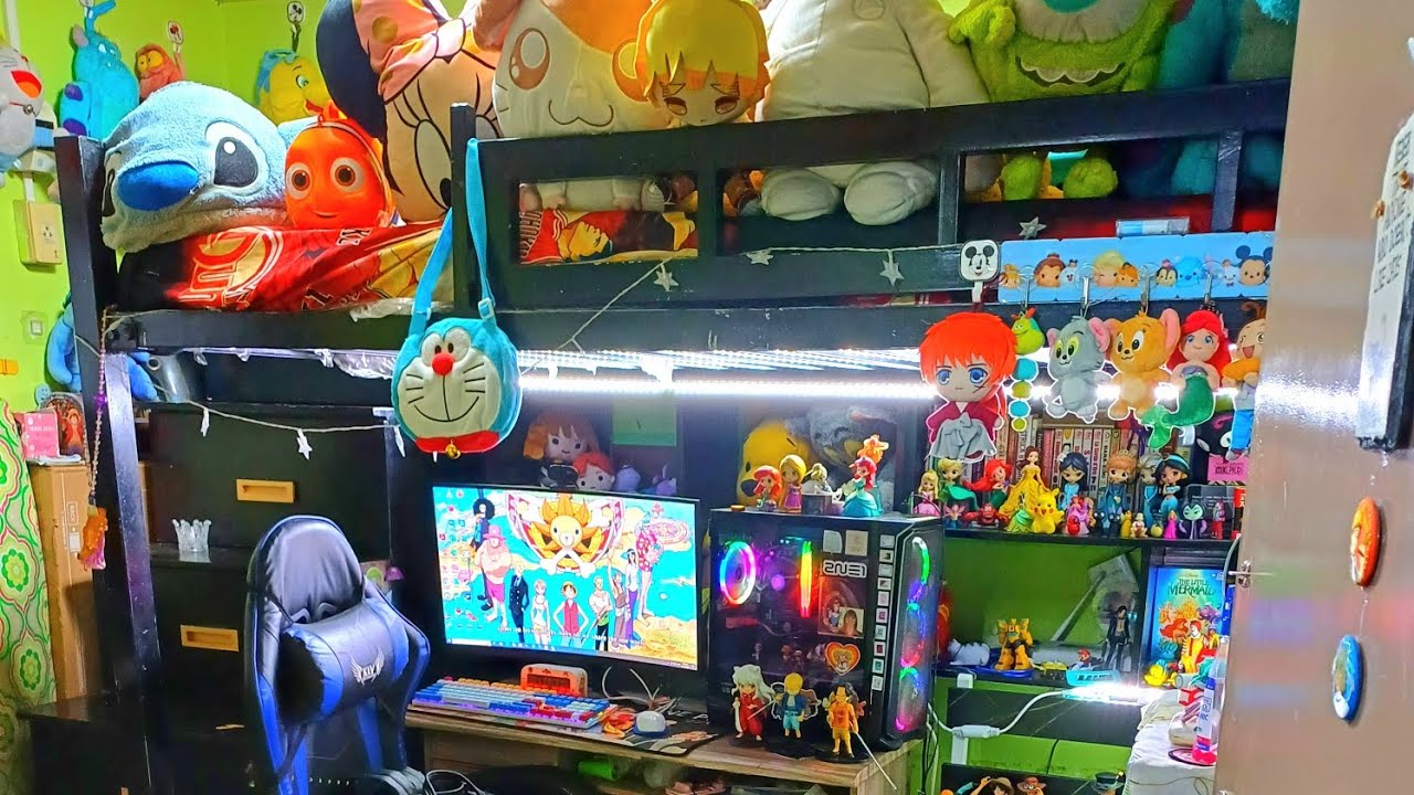 ERYL's Universe ♡ Bedroom / working station 2024 to 2025 - YouTube