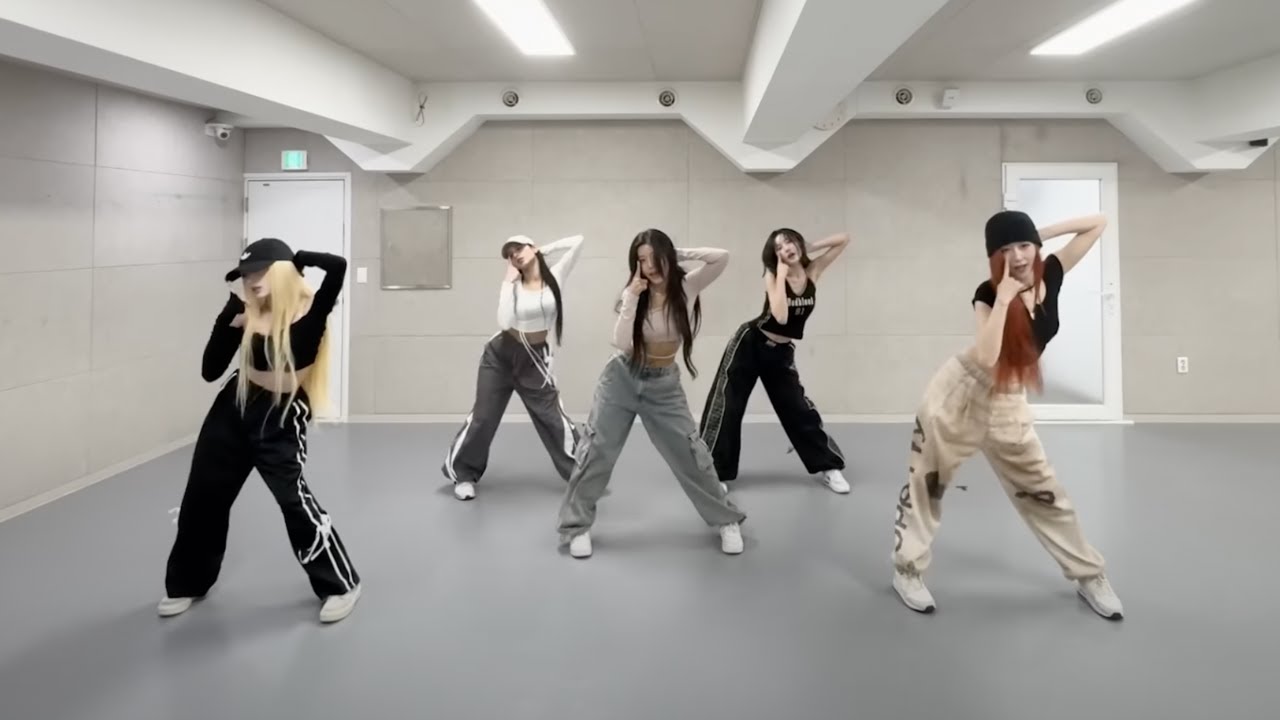 [MIRRORED] X:IN - 'Attention seeker' Dance Practice - YouTube