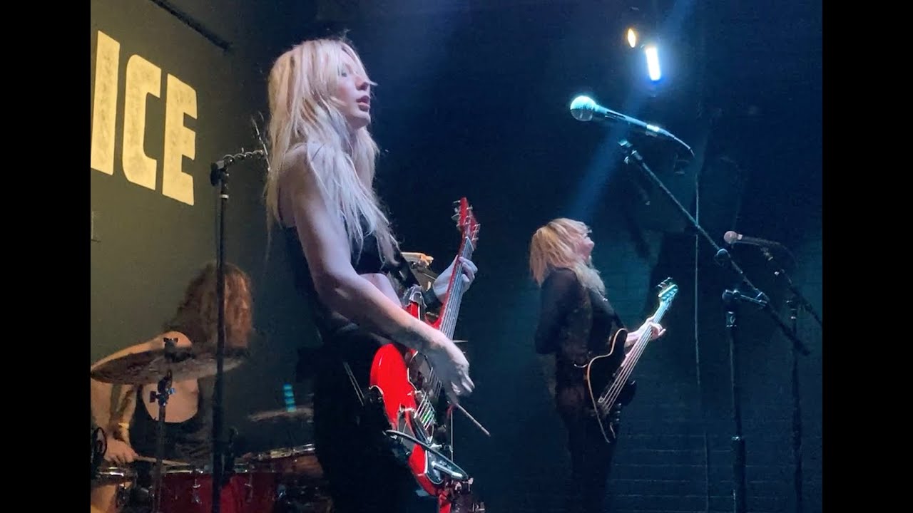Maggot Heart Live in Las Vegas - YouTube