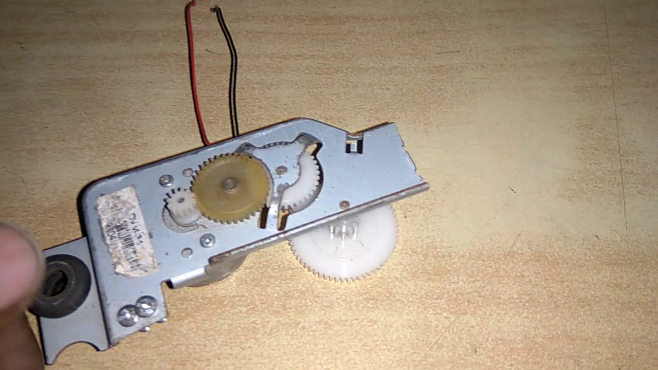 CD ROM gear motor - YouTube