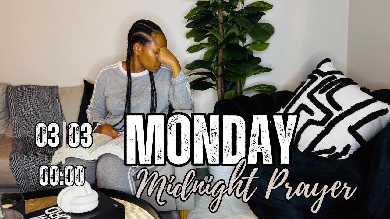 Monday Midnight Prayer| The Year of the Lord's Favor| Isaiah 60:61 ...