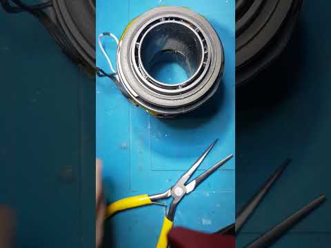 Dyson HD02 thermal fuse part 3. - YouTube