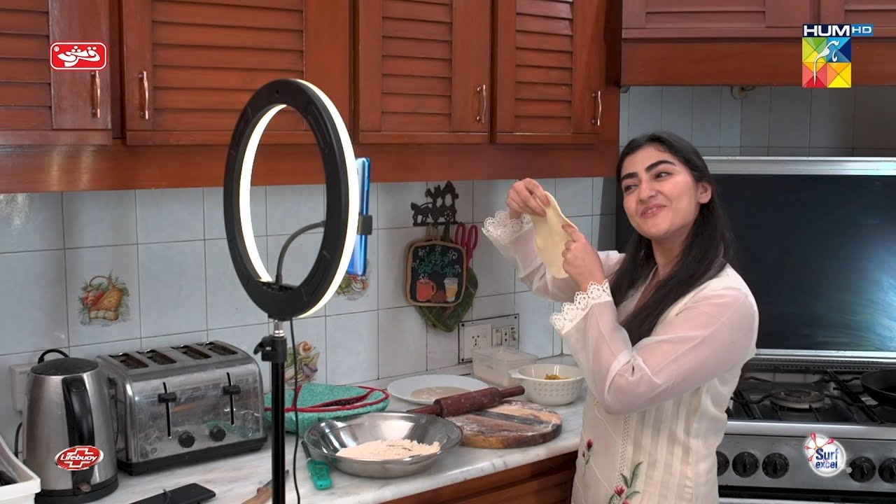 Chef Rumi Ka Cooking Channel....!! Chand Tara #danishtaimoor #ayezakhan - YouTube
