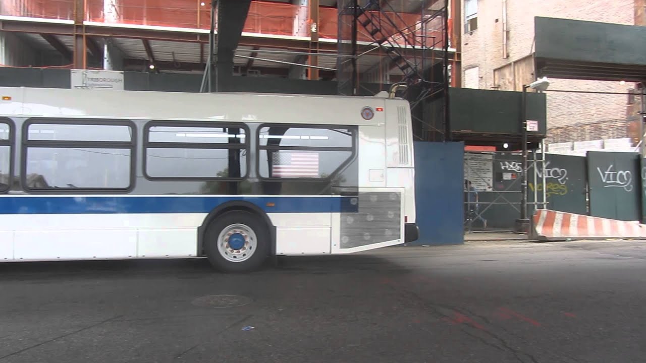 2015 New Flyer XD40 #7198 / #7110 / 2012 Novabus LFSA #5337 NIS / (L ...