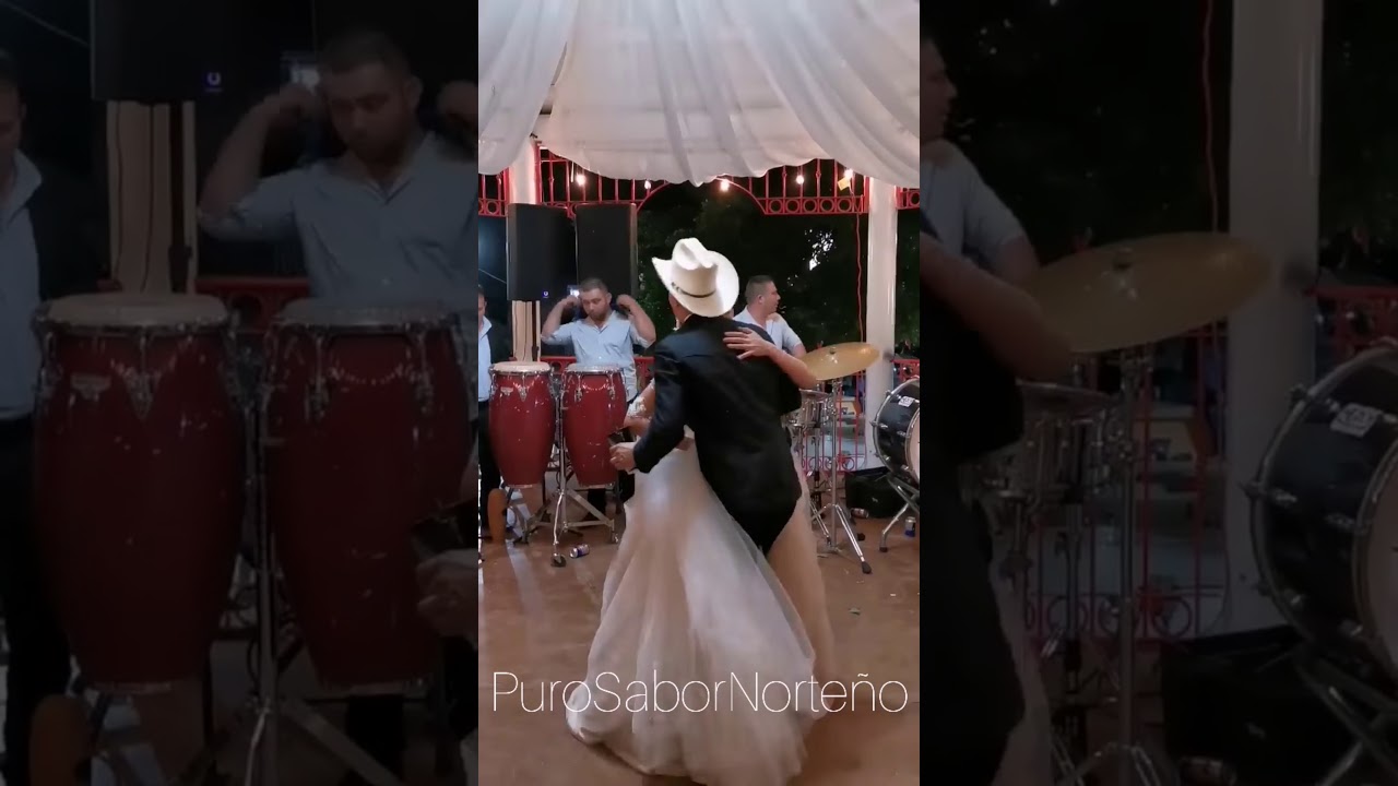 Bailando Banda en nuestra boda 🇲🇽 - YouTube