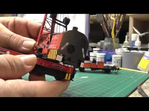 Bachmann Ransomes and Rapier 45 T crane on Penwithers - YouTube