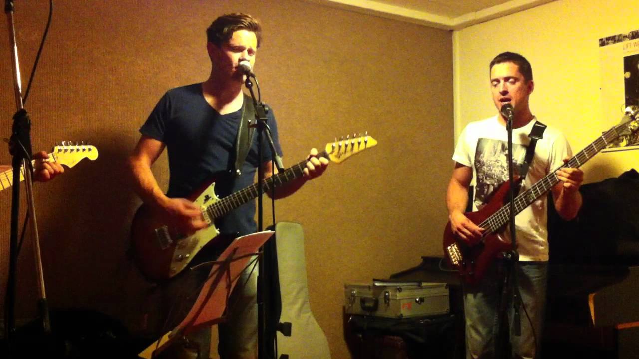 February of Strangers try on some Country style pickin - YouTube