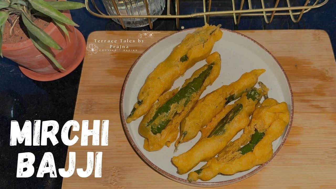 "Spicy & Crispy Mirch Bajji Recipe 🌶️ | Perfect Street-Style Snack at ...