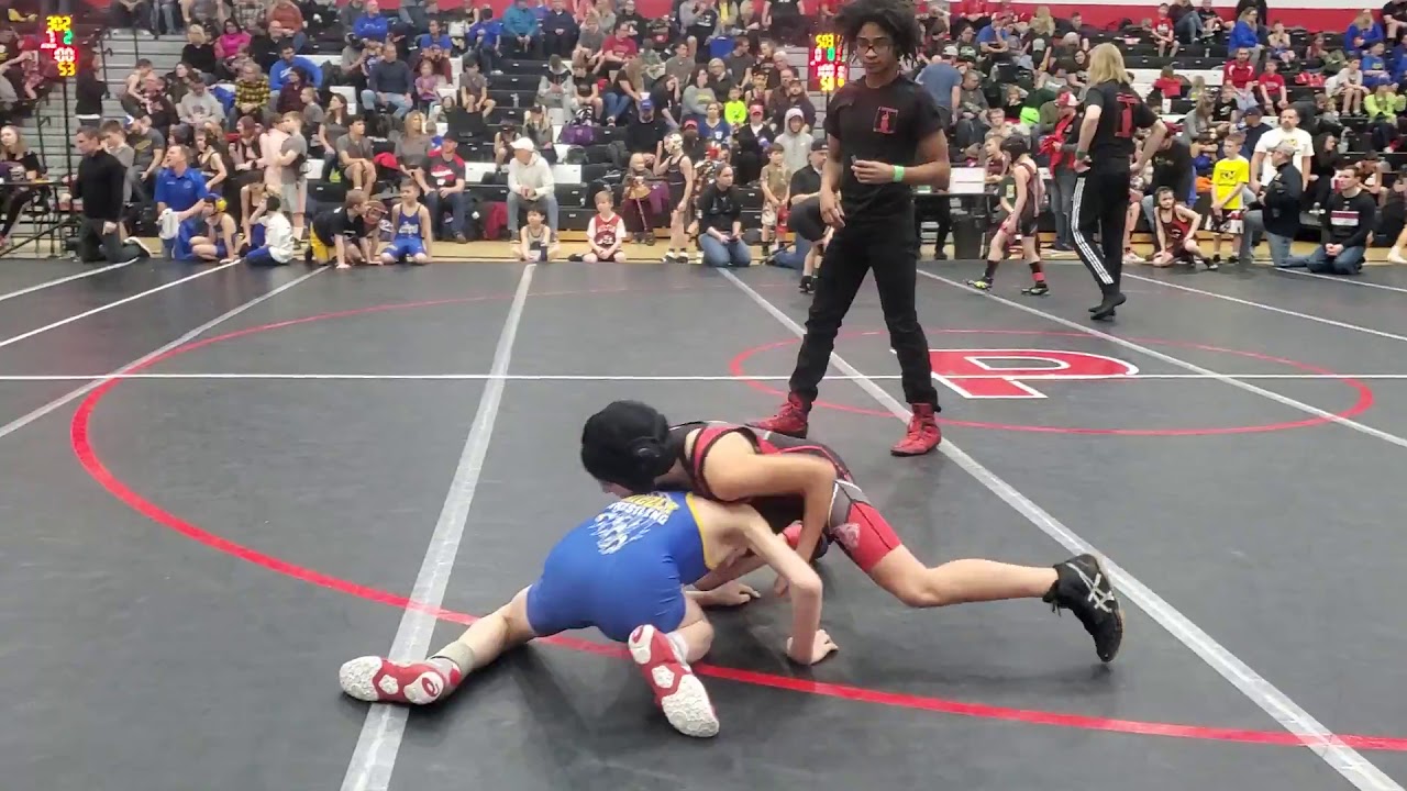 Beast mode wrestling girl(3) - YouTube