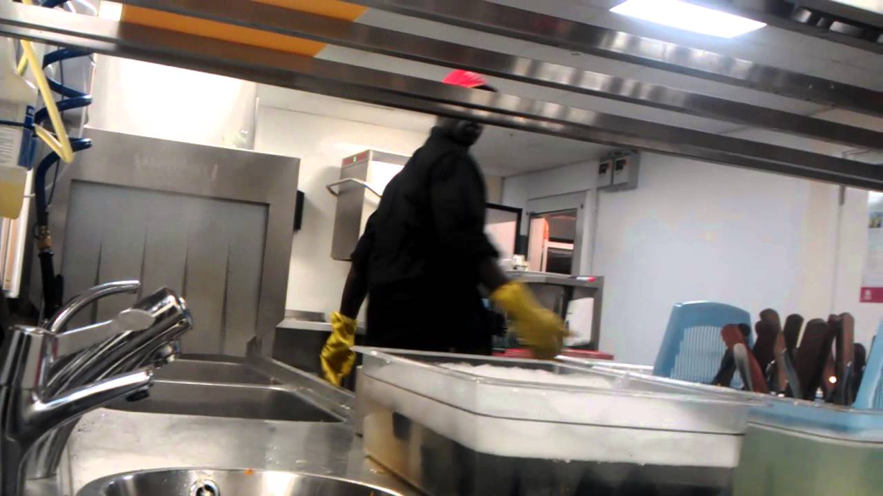 TGI Fridays Wembley - YouTube