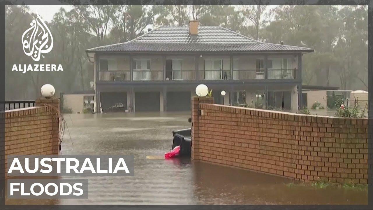 Natural disaster declared over eastern Australia floods - YouTube