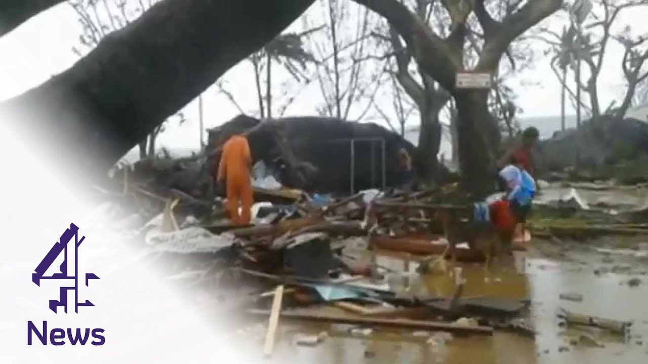 Cyclone Pam devastates Pacific islands of Vanuatu | Channel 4 News ...