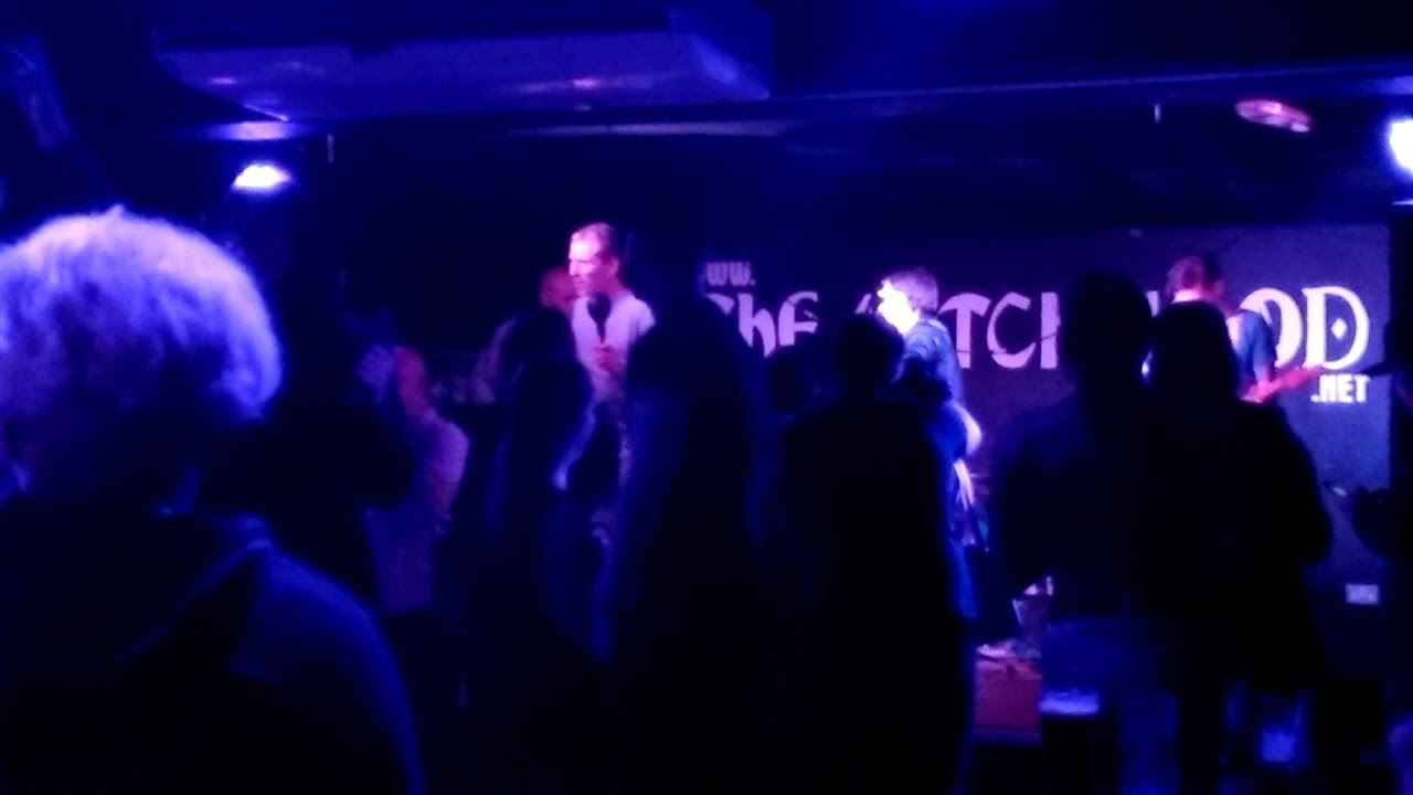 Happy Mondaze Dennis and Louis - The Witchwood 2017 - YouTube